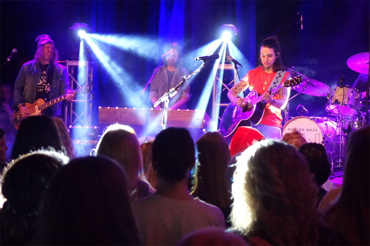 Morgan Wade returns to Dogtown for sold-out holiday show